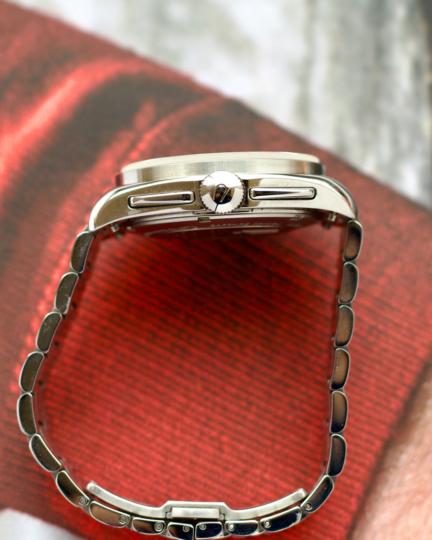 2024 Bulova Lunar Pilot Red 43.5mm 96K115 – Mimo's JW